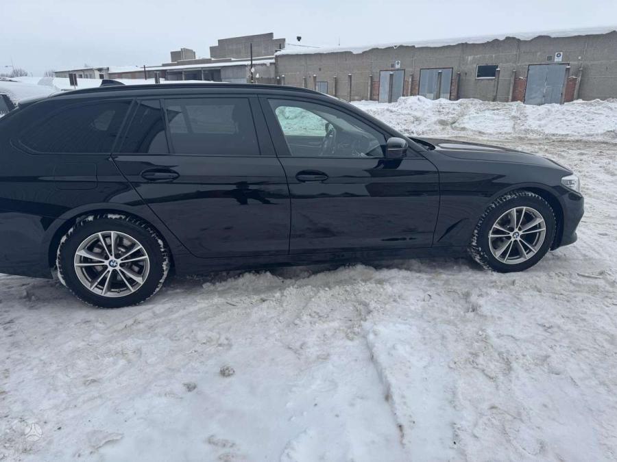 Melns BMW 520 2019 Tauragė, ar dzinēja tilpumu 2.00 L un nobraukumu 246 tūkst. km par 16600 €, foto 3 vietnē AUTOMOTO.COM.LV