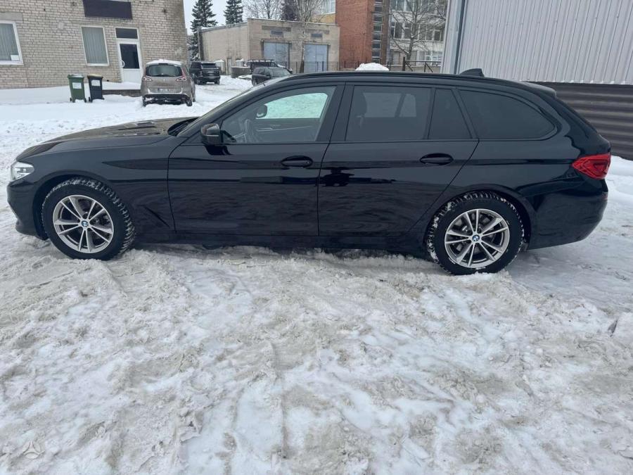 Melns BMW 520 2019 Tauragė, ar dzinēja tilpumu 2.00 L un nobraukumu 246 tūkst. km par 16600 €, foto 8 vietnē AUTOMOTO.COM.LV