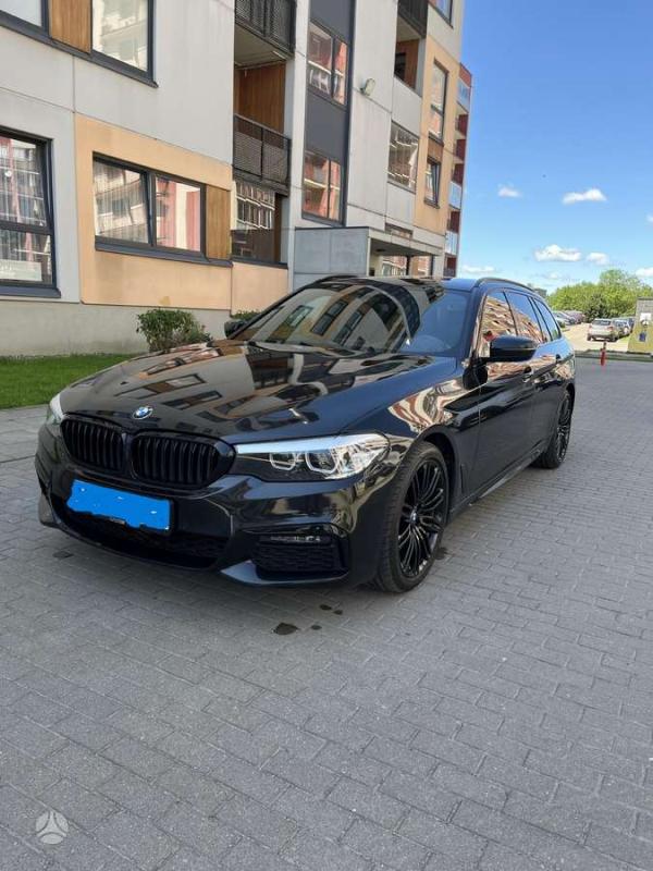 Black BMW 520 2019 in Vilnius, with an engine capacity of 2.00 L and mileage of 163 thousand km for 23500 €, photo 1 on AUTOMOTO.COM.LV
