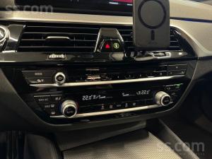 Melns BMW 520 2019 Rīga, ar dzinēja tilpumu 2.00 L un nobraukumu 230 tūkst. km par 17990 €, foto 15 vietnē AUTOMOTO.COM.LV
