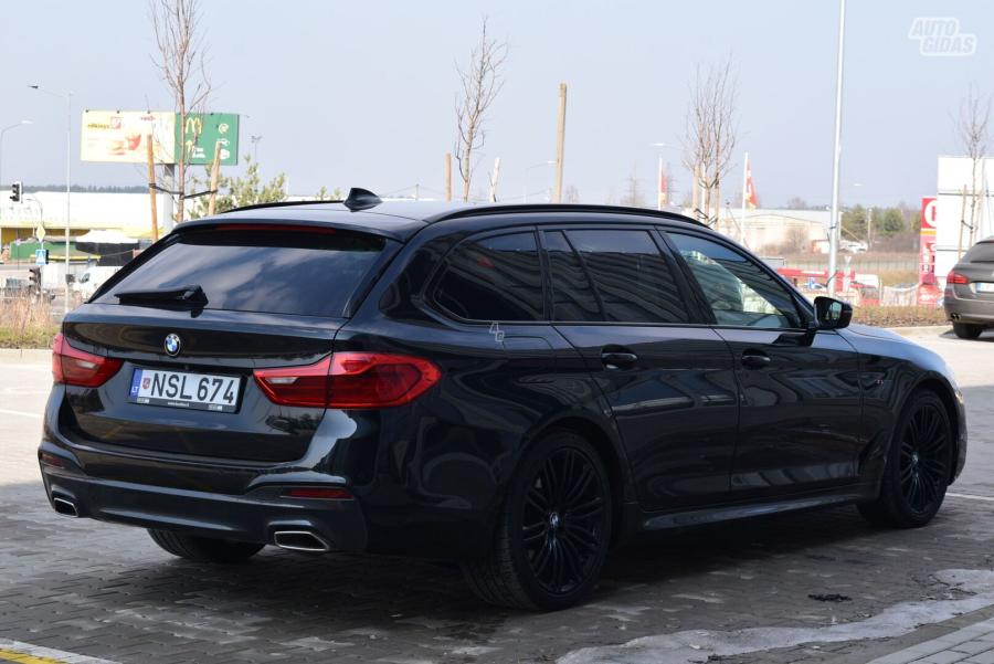 Black BMW 520 2019 in Vilnius, with an engine capacity of 2.00 L and mileage of 264 thousand km for 16500 €, photo 5 on AUTOMOTO.COM.LV