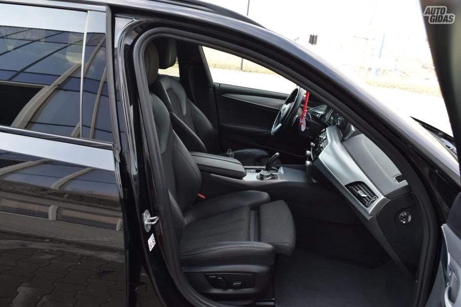 Black BMW 520 2019 in Vilnius, with an engine capacity of 2.00 L and mileage of 264 thousand km for 16500 €, photo 9 on AUTOMOTO.COM.LV