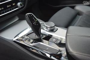 Black BMW 520 2019 in Vilnius, with an engine capacity of 2.00 L and mileage of 264 thousand km for 16500 €, photo 15 on AUTOMOTO.COM.LV