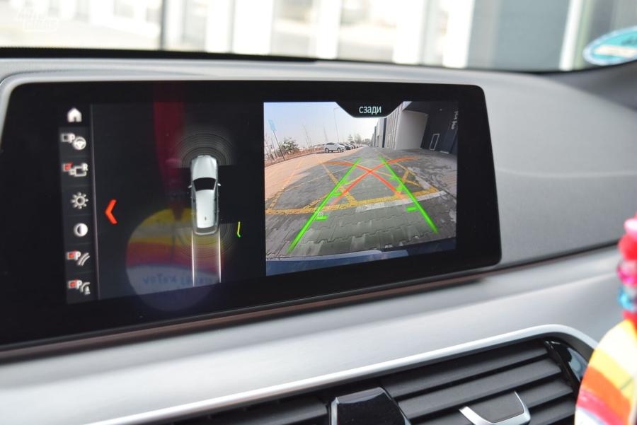 Black BMW 520 2019 in Vilnius, with an engine capacity of 2.00 L and mileage of 264 thousand km for 16500 €, photo 19 on AUTOMOTO.COM.LV