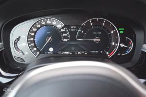 Black BMW 520 2019 in Vilnius, with an engine capacity of 2.00 L and mileage of 264 thousand km for 16500 €, photo 20 on AUTOMOTO.COM.LV