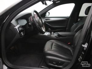 Black BMW 520 2019 in Vilnius, with an engine capacity of 2.00 L and mileage of 146 thousand km for 20999 €, photo 5 on AUTOMOTO.COM.LV