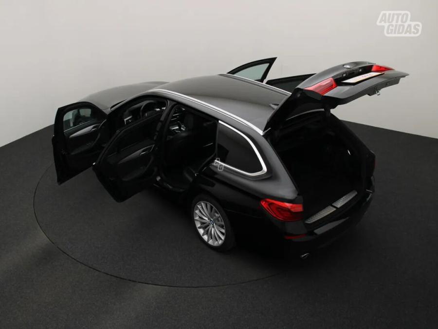 Black BMW 520 2019 in Vilnius, with an engine capacity of 2.00 L and mileage of 146 thousand km for 20999 €, photo 14 on AUTOMOTO.COM.LV