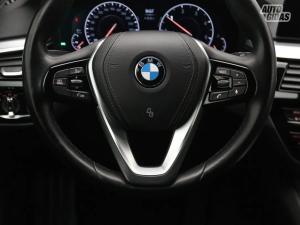Black BMW 520 2019 in Vilnius, with an engine capacity of 2.00 L and mileage of 146 thousand km for 20999 €, photo 19 on AUTOMOTO.COM.LV