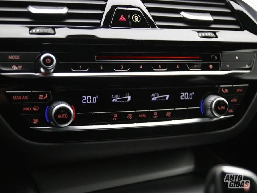 Black BMW 520 2019 in Vilnius, with an engine capacity of 2.00 L and mileage of 146 thousand km for 20999 €, photo 21 on AUTOMOTO.COM.LV
