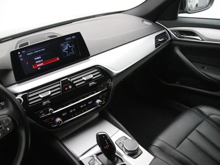Black BMW 520 2019 in Vilnius, with an engine capacity of 2.00 L and mileage of 146 thousand km for 20999 €, photo 22 on AUTOMOTO.COM.LV