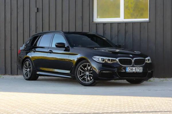 Black BMW 520 2019 in Jelgava, with an engine capacity of 2.00 L and mileage of 218 thousand km for 21500 €, photo 2 on AUTOMOTO.COM.LV