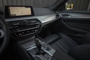 Черный БМВ 520 2019 в Елгава, объемом двигателя 2.00 л и пробегом 218 тыс. км за 21500 €, фото 16 на AUTOMOTO.COM.LV