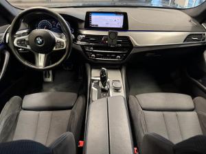 Melns BMW 520 2019 Rīga, ar dzinēja tilpumu 2.00 L un nobraukumu 230 tūkst. km par 18490 €, foto 11 vietnē AUTOMOTO.COM.LV