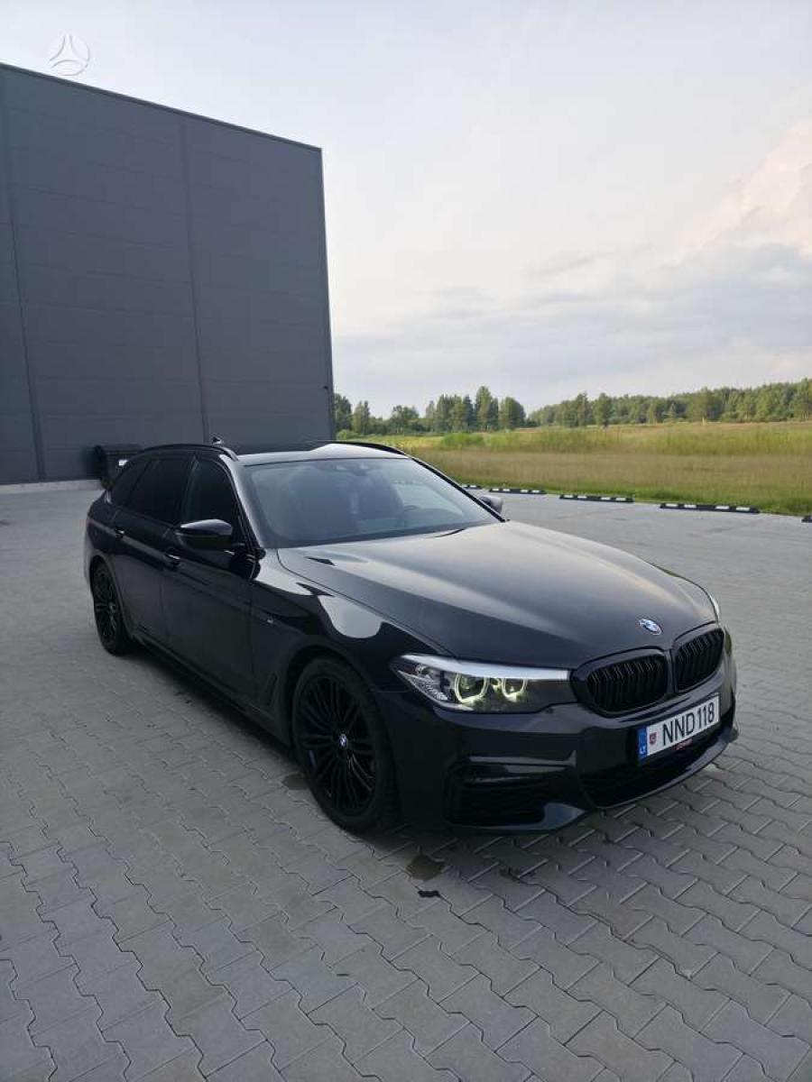 Melns BMW 520 2019 Šauļi, ar dzinēja tilpumu 2.00 L un nobraukumu 171 tūkst. km par 22500 €, foto 1 vietnē AUTOMOTO.COM.LV