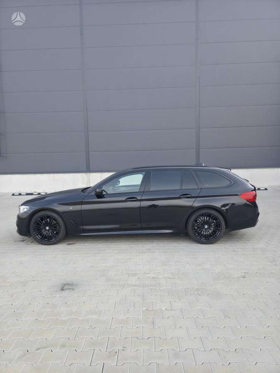 Melns BMW 520 2019 Šauļi, ar dzinēja tilpumu 2.00 L un nobraukumu 171 tūkst. km par 22500 €, foto 4 vietnē AUTOMOTO.COM.LV