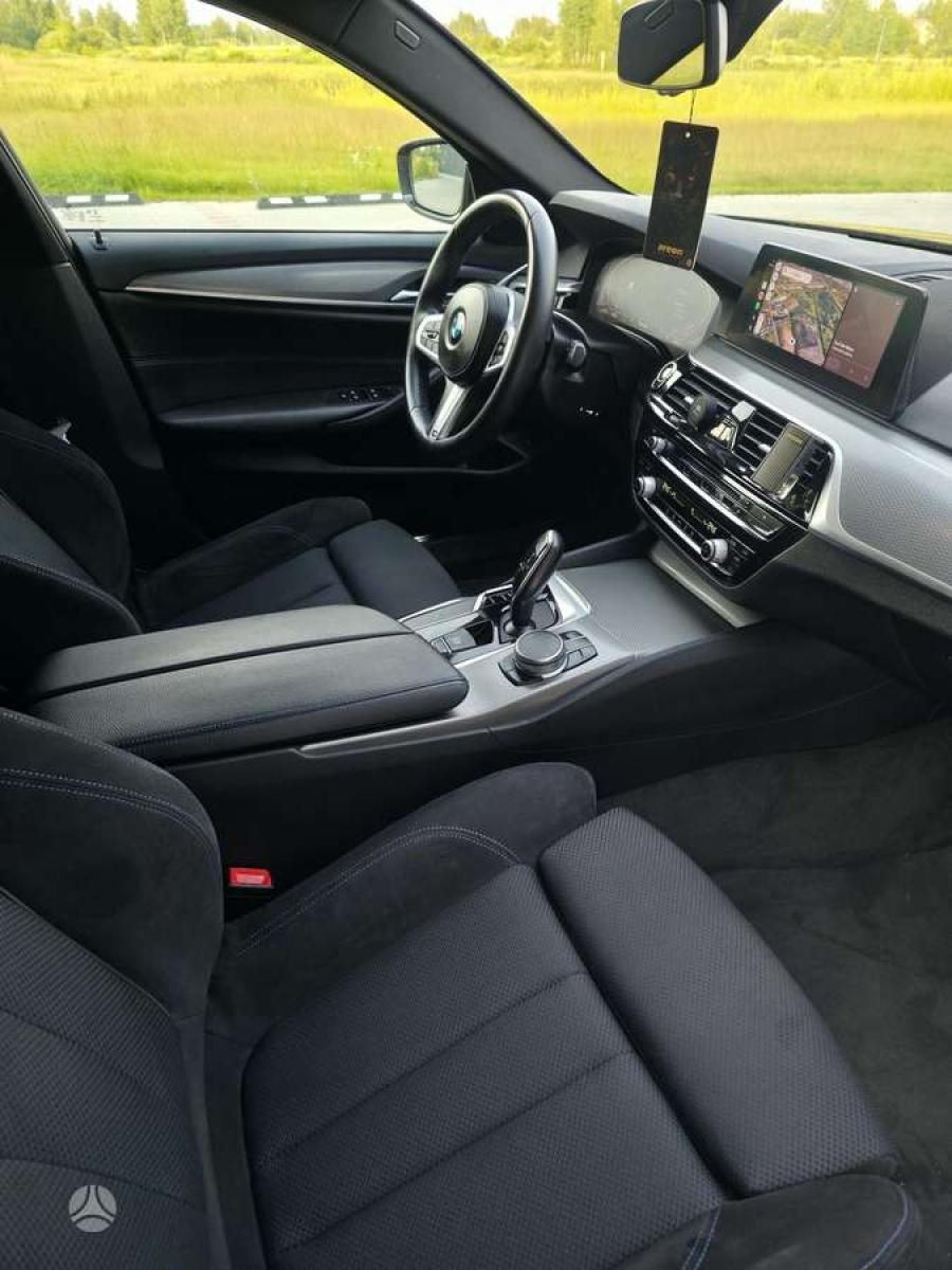 Melns BMW 520 2019 Šauļi, ar dzinēja tilpumu 2.00 L un nobraukumu 171 tūkst. km par 22500 €, foto 11 vietnē AUTOMOTO.COM.LV