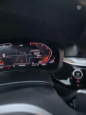 Melns BMW 520 2019 Šauļi, ar dzinēja tilpumu 2.00 L un nobraukumu 171 tūkst. km par 22500 €, foto 13 vietnē AUTOMOTO.COM.LV