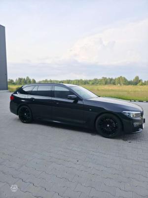 Melns BMW 520 2019 Šauļi, ar dzinēja tilpumu 2.00 L un nobraukumu 171 tūkst. km par 22500 €, foto 14 vietnē AUTOMOTO.COM.LV
