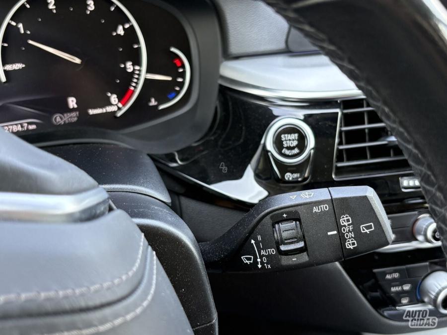 Black BMW 520 2019 in Kaunas, with an engine capacity of 2.00 L and mileage of 262 thousand km for 14300 €, photo 20 on AUTOMOTO.COM.LV