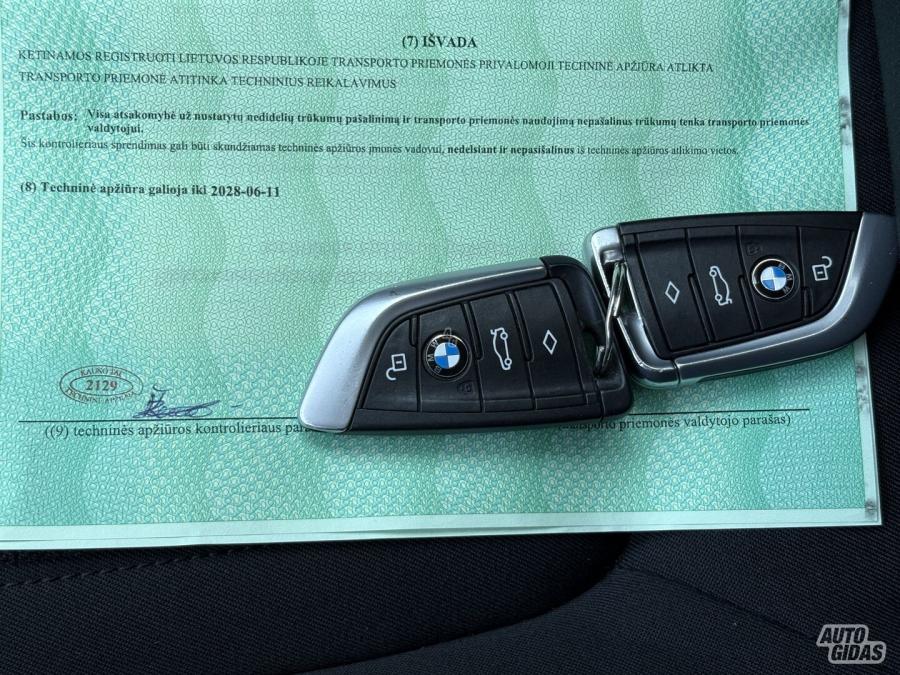 Black BMW 520 2019 in Kaunas, with an engine capacity of 2.00 L and mileage of 262 thousand km for 14300 €, photo 22 on AUTOMOTO.COM.LV