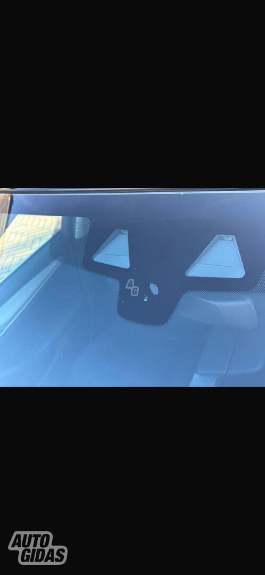 Black BMW 520 2019 in Kaunas, with an engine capacity of 2.00 L and mileage of 262 thousand km for 14300 €, photo 31 on AUTOMOTO.COM.LV