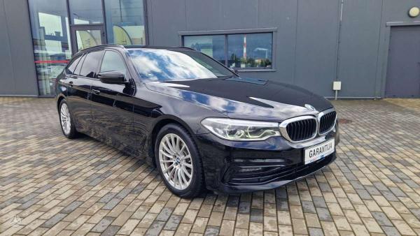 Melns BMW 520 2019 Šauļi, ar dzinēja tilpumu 2.00 L un nobraukumu 240 tūkst. km par 17500 €, foto 1 vietnē AUTOMOTO.COM.LV