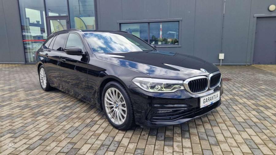 Melns BMW 520 2019 Šauļi, ar dzinēja tilpumu 2.00 L un nobraukumu 240 tūkst. km par 17500 €, foto 1 vietnē AUTOMOTO.COM.LV