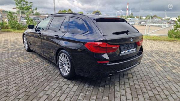 Melns BMW 520 2019 Šauļi, ar dzinēja tilpumu 2.00 L un nobraukumu 240 tūkst. km par 17500 €, foto 7 vietnē AUTOMOTO.COM.LV