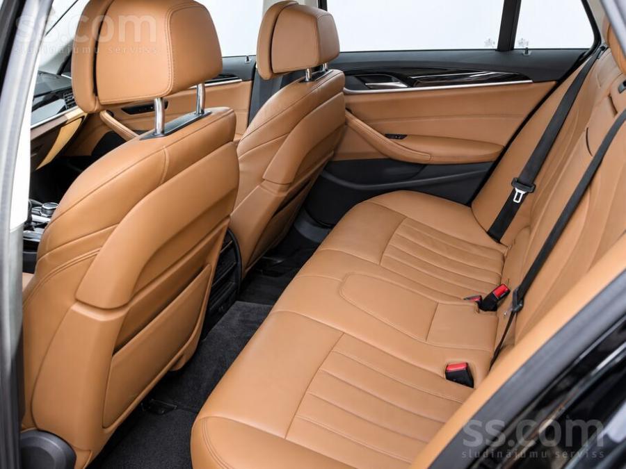 Black BMW 520 2019 in Riga, with an engine capacity of 2.00 L and mileage of 221 thousand km for 18900 €, photo 11 on AUTOMOTO.COM.LV
