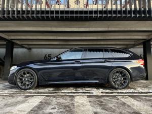 Melns BMW 520 2020 Rīga, ar dzinēja tilpumu 2.00 L un nobraukumu 243 tūkst. km par 24500 €, foto 12 vietnē AUTOMOTO.COM.LV