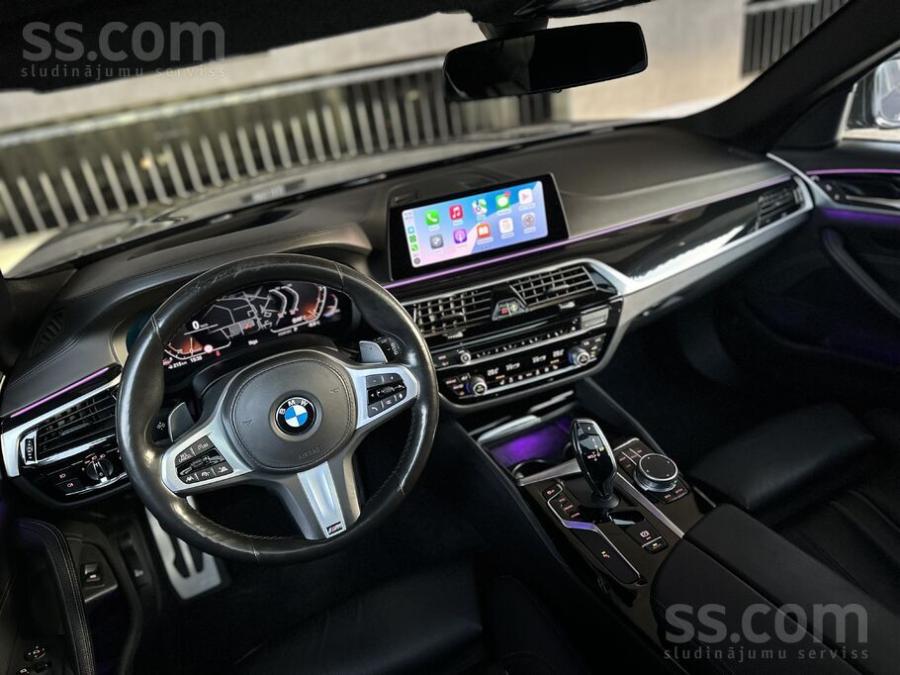 Melns BMW 520 2020 Rīga, ar dzinēja tilpumu 2.00 L un nobraukumu 243 tūkst. km par 24500 €, foto 24 vietnē AUTOMOTO.COM.LV