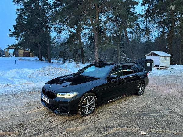 Black BMW 520 2020 in Utena, with an engine capacity of 2.00 L and mileage of 210 thousand km for 27950 €, photo 5 on AUTOMOTO.COM.LV