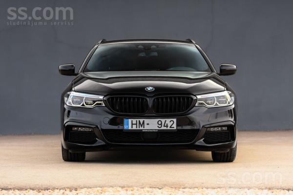 Melns BMW 520 2020 Jelgava, ar dzinēja tilpumu 2.00 L un nobraukumu 0 tūkst. km par 21500 €, foto 9 vietnē AUTOMOTO.COM.LV