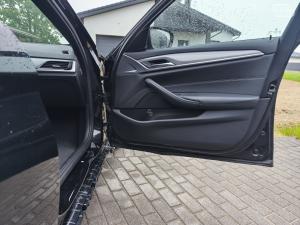 Melns BMW 520 2020 Klaipėda, ar dzinēja tilpumu 2.00 L un nobraukumu 280 tūkst. km par 12400 €, foto 8 vietnē AUTOMOTO.COM.LV