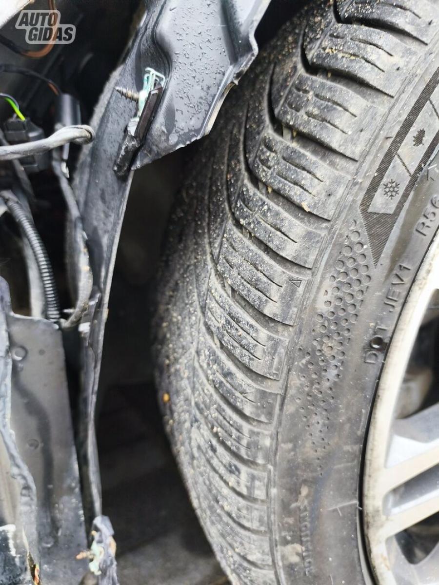 Melns BMW 520 2020 Klaipėda, ar dzinēja tilpumu 2.00 L un nobraukumu 280 tūkst. km par 12400 €, foto 17 vietnē AUTOMOTO.COM.LV