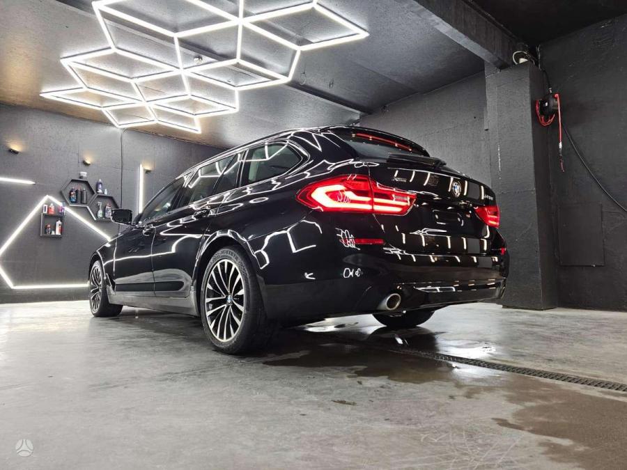 Melns BMW 520 2020 Mažeikiai, ar dzinēja tilpumu 2.00 L un nobraukumu 180 tūkst. km par 21300 €, foto 10 vietnē AUTOMOTO.COM.LV
