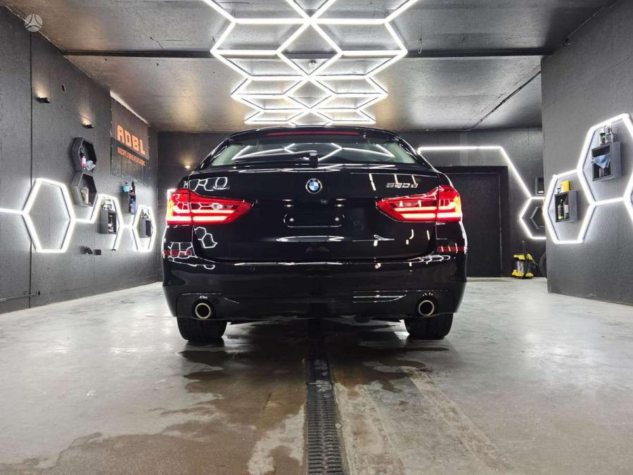 Melns BMW 520 2020 Mažeikiai, ar dzinēja tilpumu 2.00 L un nobraukumu 180 tūkst. km par 21300 €, foto 12 vietnē AUTOMOTO.COM.LV
