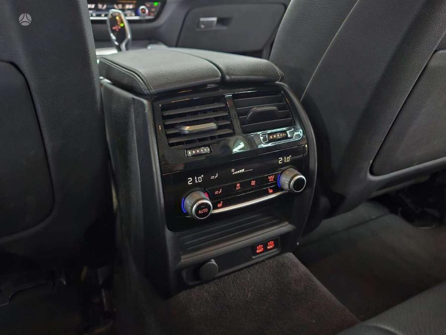 Melns BMW 520 2020 Mažeikiai, ar dzinēja tilpumu 2.00 L un nobraukumu 180 tūkst. km par 21300 €, foto 19 vietnē AUTOMOTO.COM.LV