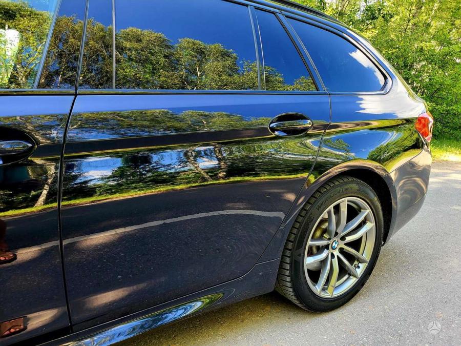 Melns BMW 520 2020 Utena, ar dzinēja tilpumu 2.00 L un nobraukumu 239 tūkst. km par 18950 €, foto 13 vietnē AUTOMOTO.COM.LV
