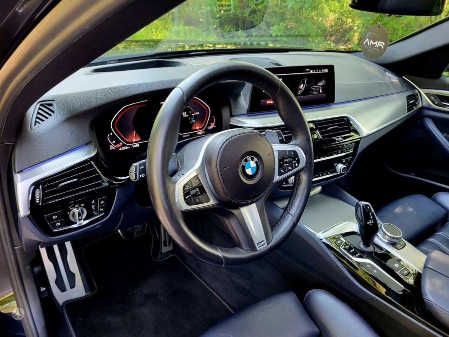Melns BMW 520 2020 Utena, ar dzinēja tilpumu 2.00 L un nobraukumu 239 tūkst. km par 18950 €, foto 19 vietnē AUTOMOTO.COM.LV