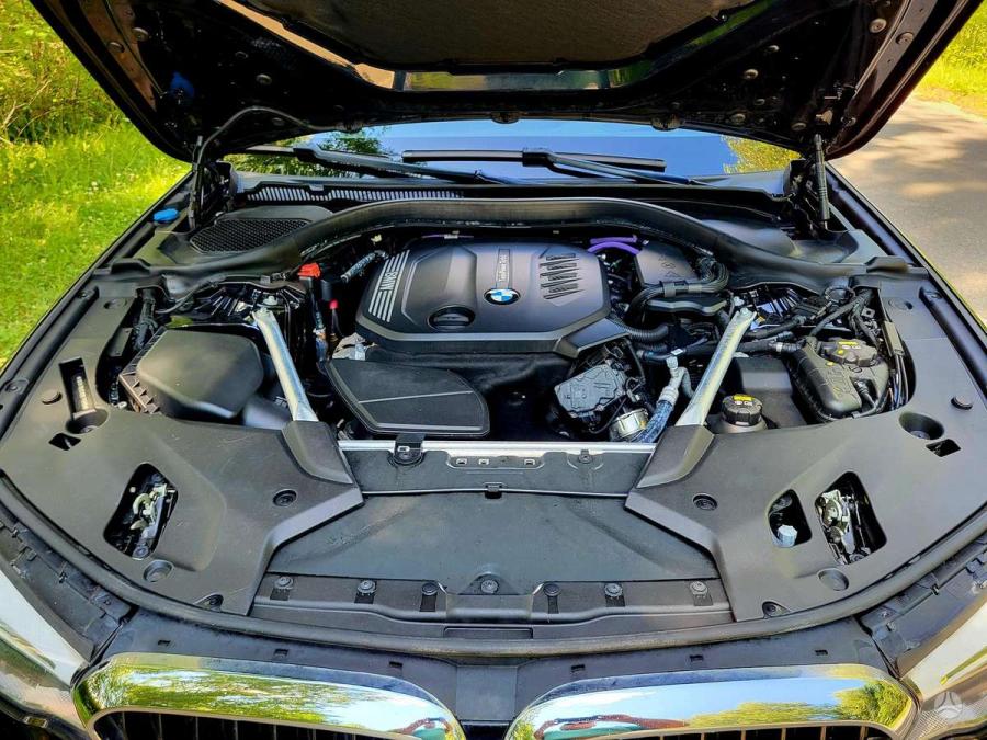 Melns BMW 520 2020 Utena, ar dzinēja tilpumu 2.00 L un nobraukumu 239 tūkst. km par 18950 €, foto 26 vietnē AUTOMOTO.COM.LV