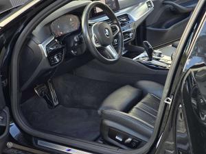 Melns BMW 520 2020 Radviliškis, ar dzinēja tilpumu 2.00 L un nobraukumu 281 tūkst. km par 17900 €, foto 14 vietnē AUTOMOTO.COM.LV