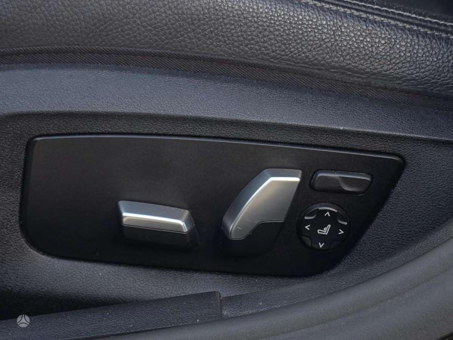 Melns BMW 520 2020 Radviliškis, ar dzinēja tilpumu 2.00 L un nobraukumu 281 tūkst. km par 17900 €, foto 22 vietnē AUTOMOTO.COM.LV