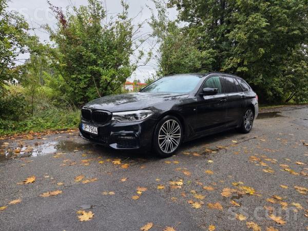 Melns BMW 520 2020 Jelgava, ar dzinēja tilpumu 2.00 L un nobraukumu 311 tūkst. km par 18500 €, foto 1 vietnē AUTOMOTO.COM.LV