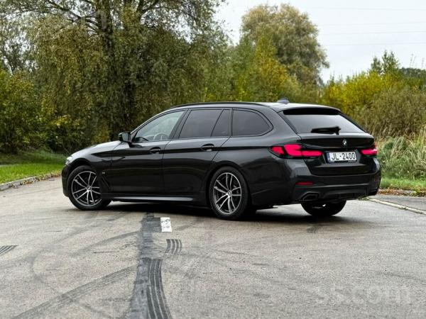 Melns BMW 520 2020 Rīga, ar dzinēja tilpumu 2.00 L un nobraukumu 140 tūkst. km par 27500 €, foto 6 vietnē AUTOMOTO.COM.LV