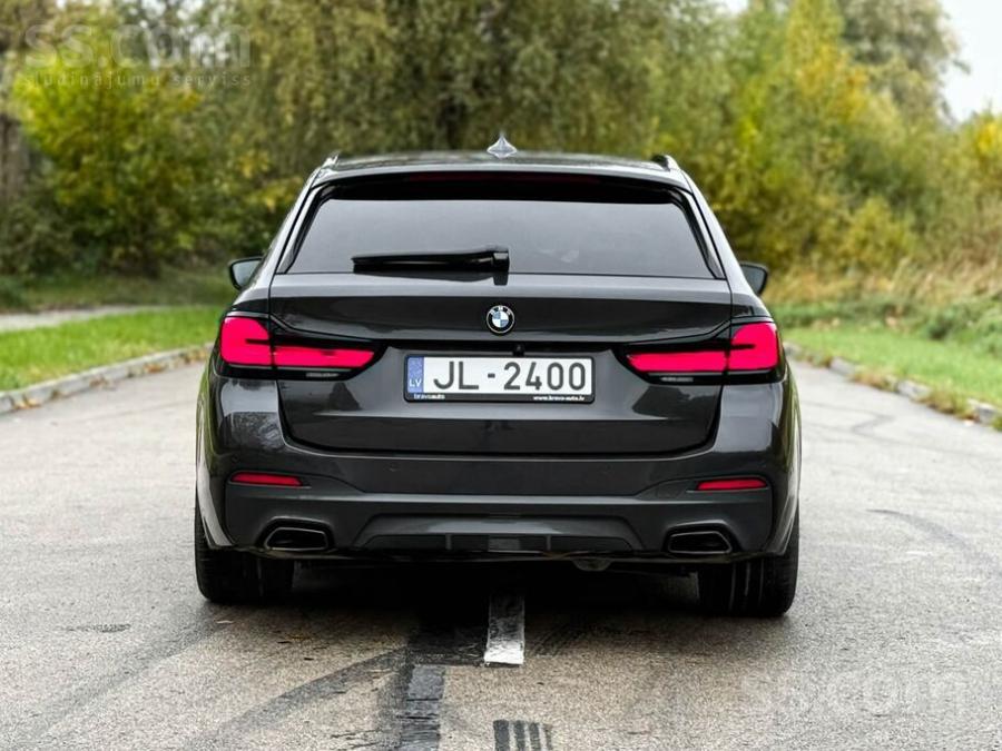 Black BMW 520 2020 in Riga, with an engine capacity of 2.00 L and mileage of 140 thousand km for 27500 €, photo 8 on AUTOMOTO.COM.LV