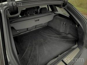 Black BMW 520 2020 in Riga, with an engine capacity of 2.00 L and mileage of 140 thousand km for 27500 €, photo 16 on AUTOMOTO.COM.LV