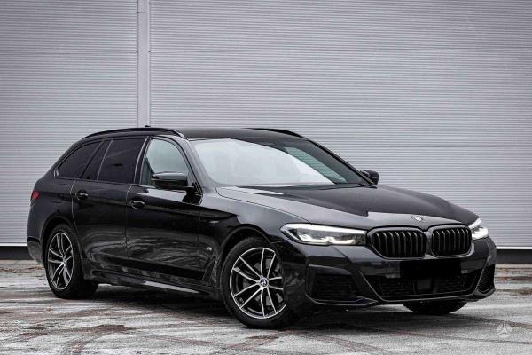 Melns BMW 520 2021 Utena, ar dzinēja tilpumu 2.00 L un nobraukumu 145 tūkst. km par 25500 €, foto 1 vietnē AUTOMOTO.COM.LV