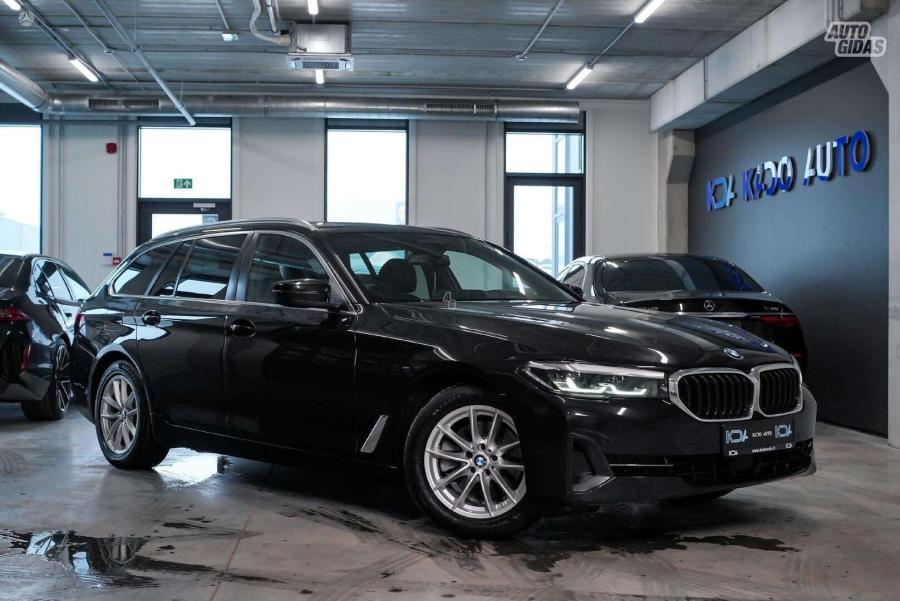 Black BMW 520 2021 in Marijampole, with an engine capacity of 2.00 L and mileage of 260 thousand km for 21450 €, photo 1 on AUTOMOTO.COM.LV