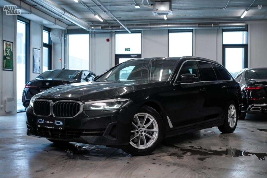 Black BMW 520 2021 in Marijampole, with an engine capacity of 2.00 L and mileage of 260 thousand km for 21450 €, photo 5 on AUTOMOTO.COM.LV